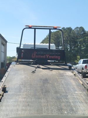 UNITED TOWING - Updated January 2026 - 14 Photos & 24 Reviews - 1160 ...