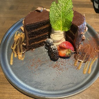 ENTOURAGE - Updated November 2024 - 417 Photos & 171 Reviews - 796 ...