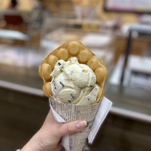 SPIKED RICH NITROGEN ICE CREAM - Updated September 2024 - 1041 Photos ...