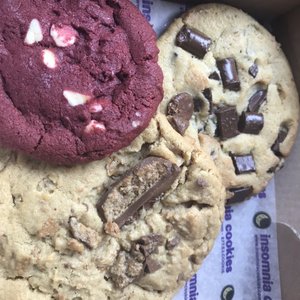 INSOMNIA COOKIES - 38 Photos & 79 Reviews - 137 Marshall St, Syracuse ...