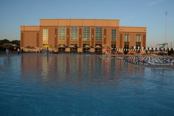 LIFE TIME - 60 Photos & 41 Reviews - 11911 Hickman Rd, Urbandale, Iowa ...