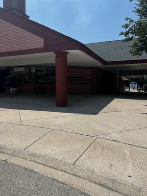 TOMAHAWK AQUATIC CENTER - Updated August 2025 - 24868 W Eames St ...