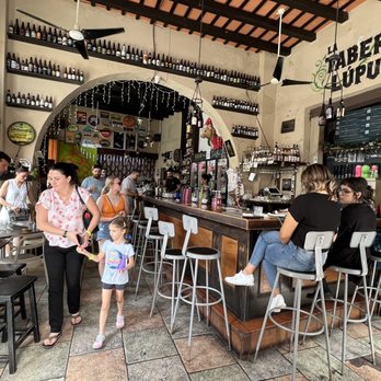 LA TABERNA LÚPULO - Updated September 2024 - 504 Photos & 380 Reviews ...