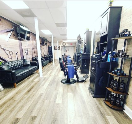 HIGH-END CUTS BARBERSHOP - Updated October 2025 - 20 Photos - 235 ...