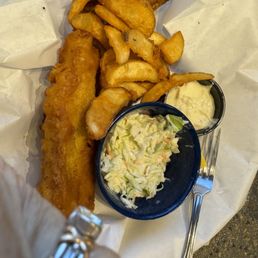 CAPE COD FISH N’ CHIPS - Updated July 2024 - 132 Photos & 329 Reviews ...