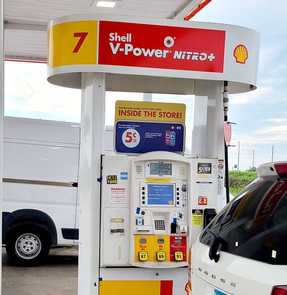 SHELL - Updated June 2025 - 13 Photos - 1702 E Bridge St, New Lisbon ...