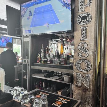 INK N IVY - Updated August 2025 - 610 Photos & 839 Reviews - 222 S ...