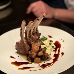 BARONS ON 1ST - Updated April 2025 - 145 Photos & 41 Reviews - 302 E ...