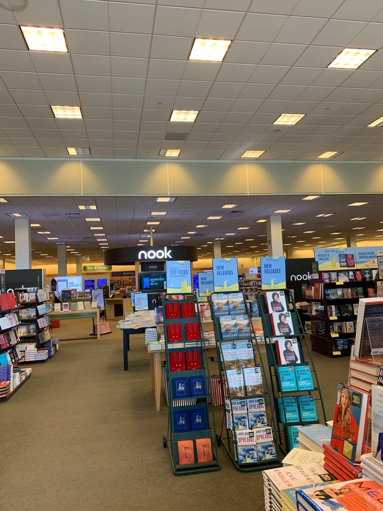 BARNES & NOBLE - WARWICK - 32 Photos & 32 Reviews - 1350 Bald Hill Rd ...