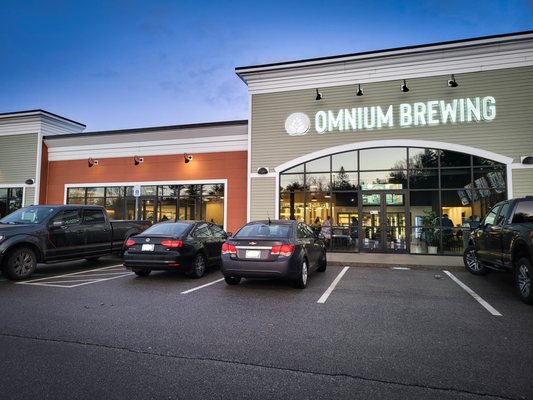 OMNIUM BREWING - TEMP. CLOSED - Updated December 2025 - 33 Photos & 25 ...