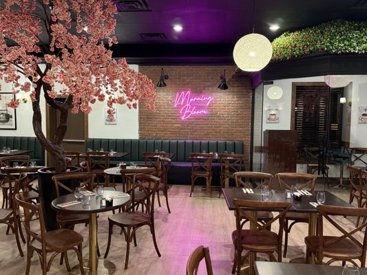 MORNING BLOOM - Updated December 2025 - 91 Photos & 52 Reviews - 95 W ...