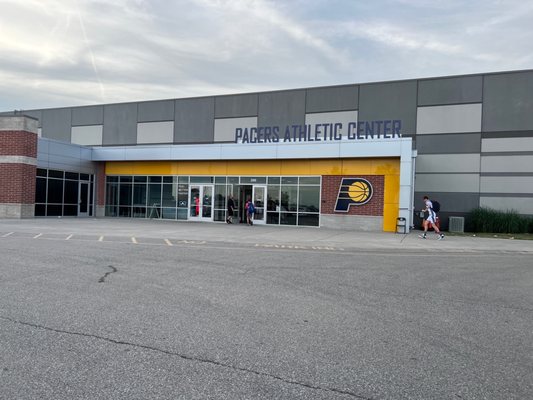 PACERS ATHLETIC CENTER - Updated August 2025 - 19 Photos - 200 E 186th ...