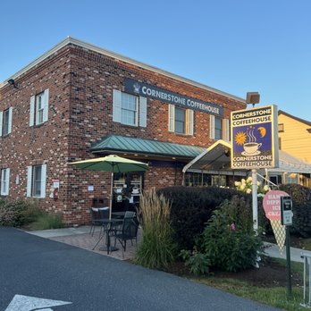 CORNERSTONE COFFEEHOUSE - Updated May 2025 - 160 Photos & 185 Reviews ...