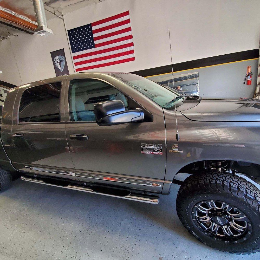 CONCOURSE DETAIL - 26 Photos - 570 E La Cadena Dr, Riverside ...