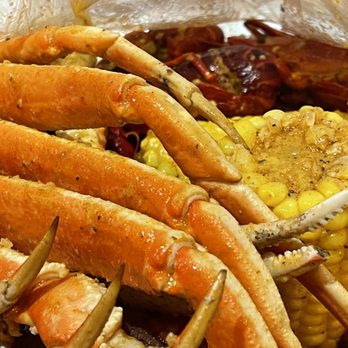 MR. BOIL - Updated May 2025 - 302 Photos & 305 Reviews - 704 Mariners ...