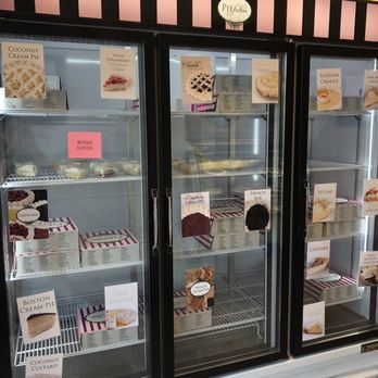 PIEFECTION - Updated April 2025 - 85 Photos & 148 Reviews - 9015 E Via ...