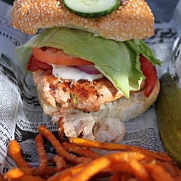 BURGER MOE’S - Updated December 2025 - 242 Photos & 365 Reviews - 242 W ...