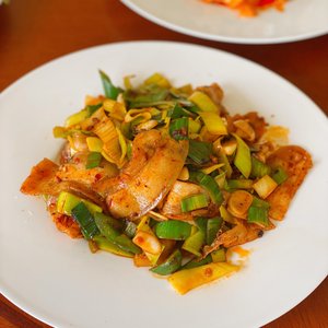 THE FLYING DUMPLING - Updated December 2025 - 39 Photos & 69 Reviews ...