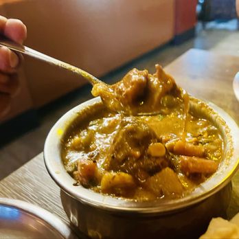 CAFE MAHARANI - 2064 Photos & 1833 Reviews - 2509 S King St, Honolulu ...