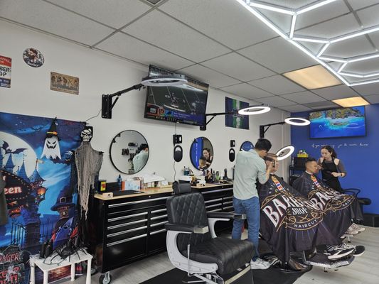 UPLAKE BARBERSHOP - Updated October 2025 - 31 Photos & 28 Reviews ...