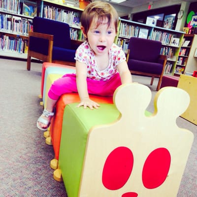 VILLA PARK PUBLIC LIBRARY - Updated October 2025 - 14 Photos & 11 ...