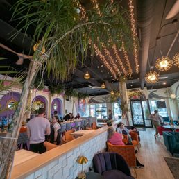 THE RUSTY BEE LOUNGE - Updated October 2025 - 41 Photos & 13 Reviews ...