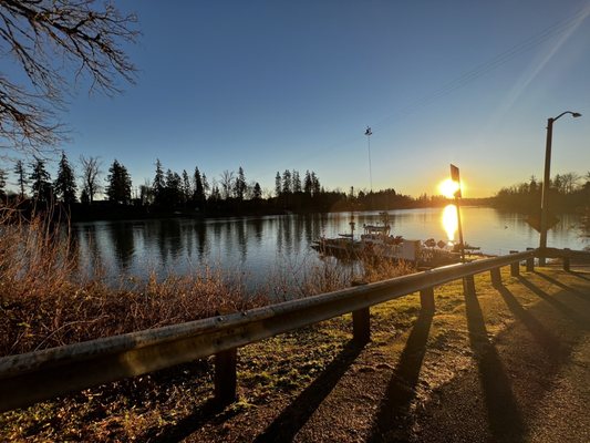 CANBY FERRY - Updated December 2025 - 41 Photos & 15 Reviews - 4116 N ...