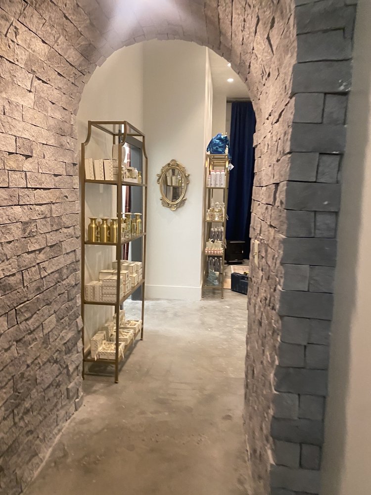 BODY LOGIC SCHOOL OF COSMETOLOGY, ESTHETICS & MASSAGE THERAPY - Updated ...