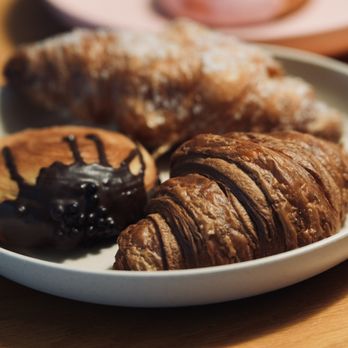 CHATEAU DE CHANTILLY CAFE - Updated August 2024 - 1602 Photos & 602 ...