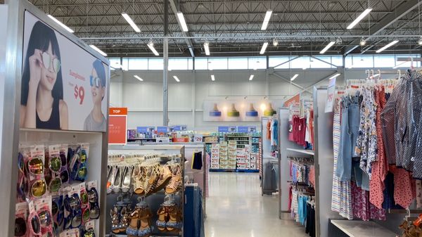 REAL CANADIAN SUPERSTORE - Updated December 2025 - 34 Photos & 31 ...