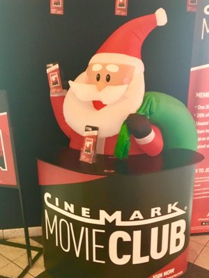 CINEMARK HOLLYWOOD USA - 15 Photos & 17 Reviews - 100 W Nolana Ave ...