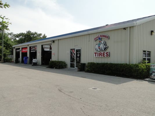 ROAD RUNNER TIRES & WHEELS - Updated November 2025 - 15 Photos & 29 ...