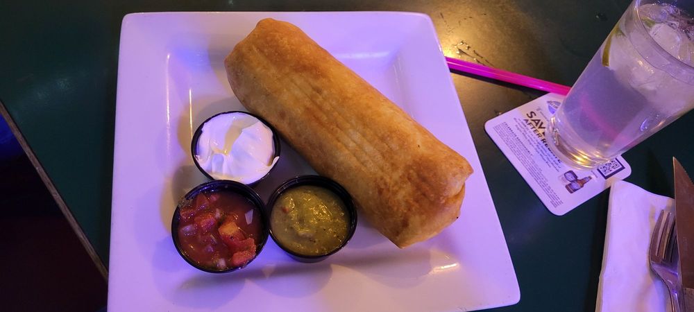 CLASSICS SPORTS BAR - Updated October 2024 - 34 Photos & 66 Reviews ...