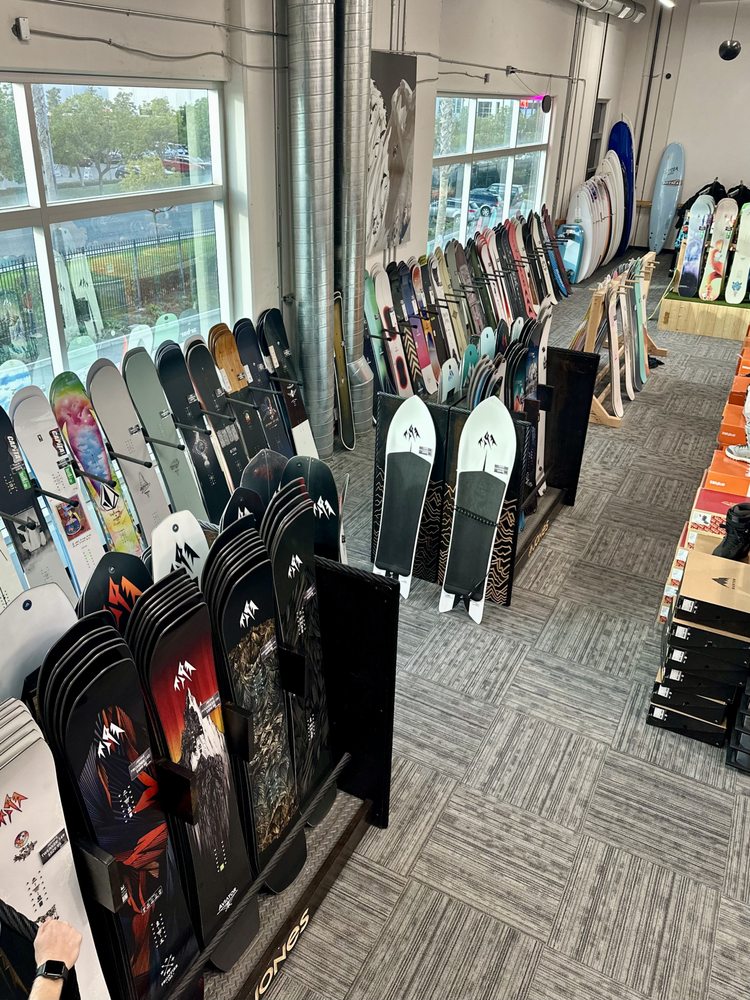 WAVE RAVE LOS ANGELES - 70 Photos & 82 Reviews - 19400 Harborgate Way ...