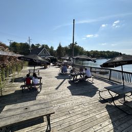 THE WHITE LAKE INN - Updated July 2025 - 64 Photos & 113 Reviews - 3955 ...