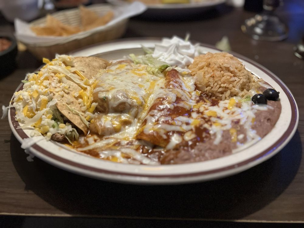 LA CAPILLA MEXICAN RESTAURANT - Updated December 2025 - 631 Photos ...