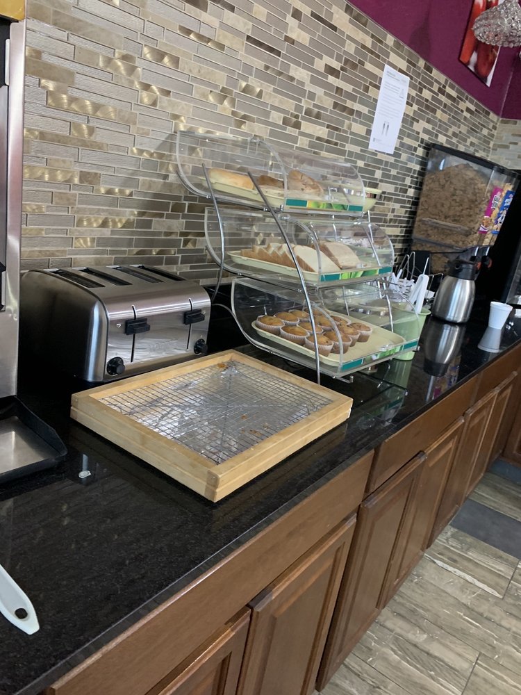 QUALITY INN - Updated March 2025 - 76 Photos & 15 Reviews - 1202 N Main ...