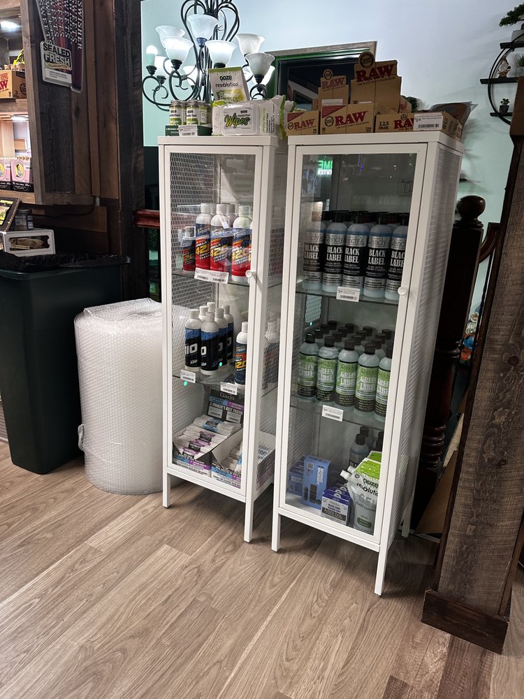 PRIME TIME SMOKE SHOP - Updated January 2026 - 777 E Bay Ave, Stafford ...