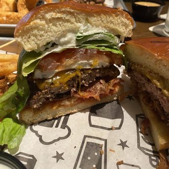 BULLDOG BURGER - TUPELO - Updated September 2025 - 193 Photos & 181 ...