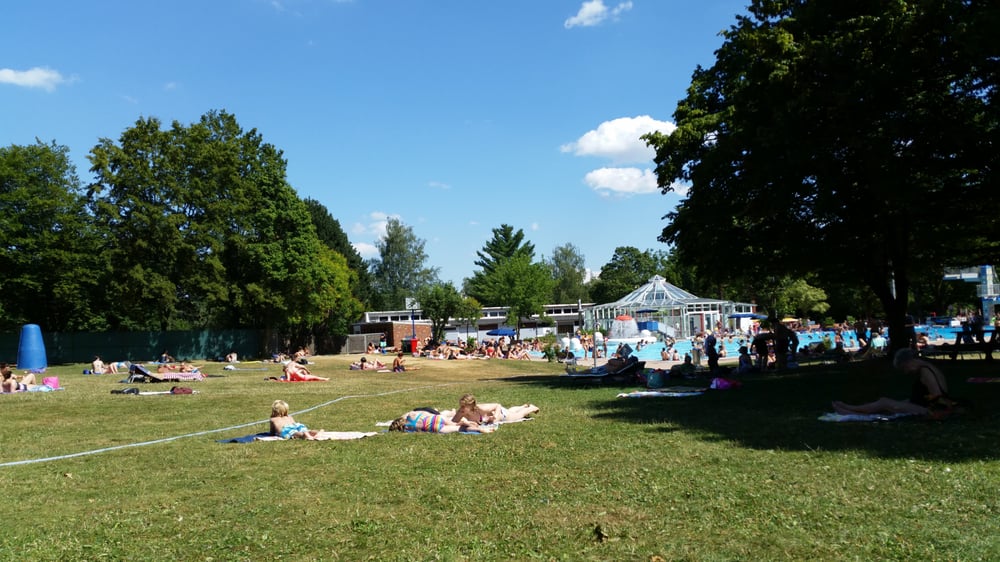 FREIBAD MÖHRINGEN - Hechingerstr. 112, Stuttgart, Baden-Württemberg ...