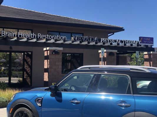 THRIVE INFUSION - Updated August 2025 - 32 Photos - 5255 Longley Ln ...