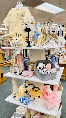 MILLIE’S HALLMARK SHOP - Updated June 2026 - 43 Photos & 30 Reviews ...