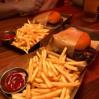 Tina’s - Reserve Now - Burgers - Updated June 2025 - 66 Photos - 30 ...