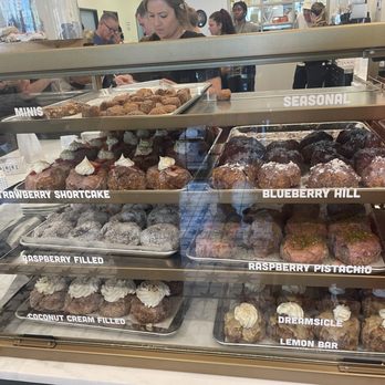 PARLOR DOUGHNUTS - Updated July 2024 - 98 Photos & 22 Reviews - 4025 ...