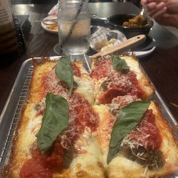 DISTRICT 37 KITCHEN & TAPHOUSE - Updated February 2025 - 107 Photos ...