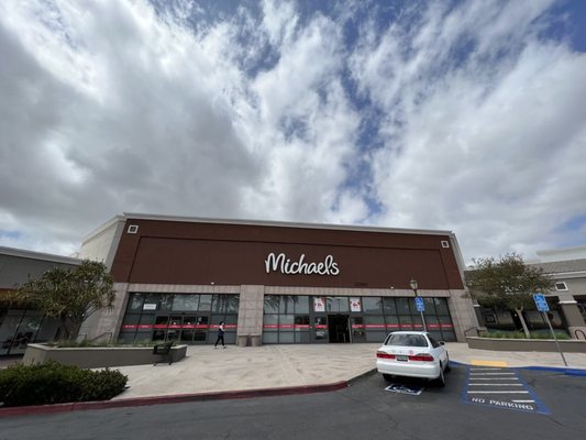 MICHAELS - Updated October 2025 - 82 Photos & 147 Reviews - 12060 ...