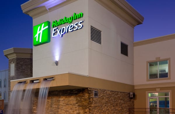 HOLIDAY INN EXPRESS WISCONSIN DELLS - 34 Photos & 61 Reviews - 1033 ...