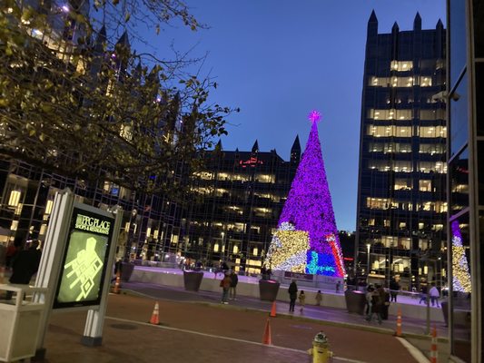 THE UPMC RINK AT PPG PLACE - Updated December 2025 - 126 Photos & 33 ...