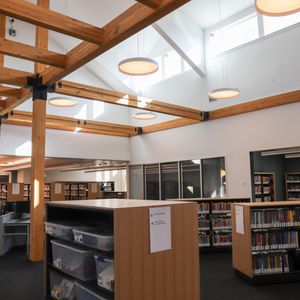 REDMOND LIBRARY - Updated December 2025 - 17 Photos - 827 SW Deschutes ...