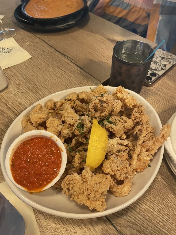 THE SHIPYARD - 29 Photos - 15951 Captiva Dr, Captiva, Florida - Bars ...